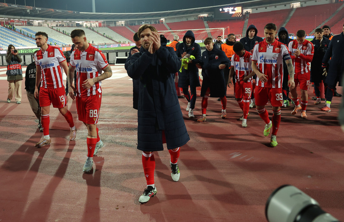 Fudbaleri Zvezde u suzama posle eliminacije od Lila: Pogledajte snimak ...