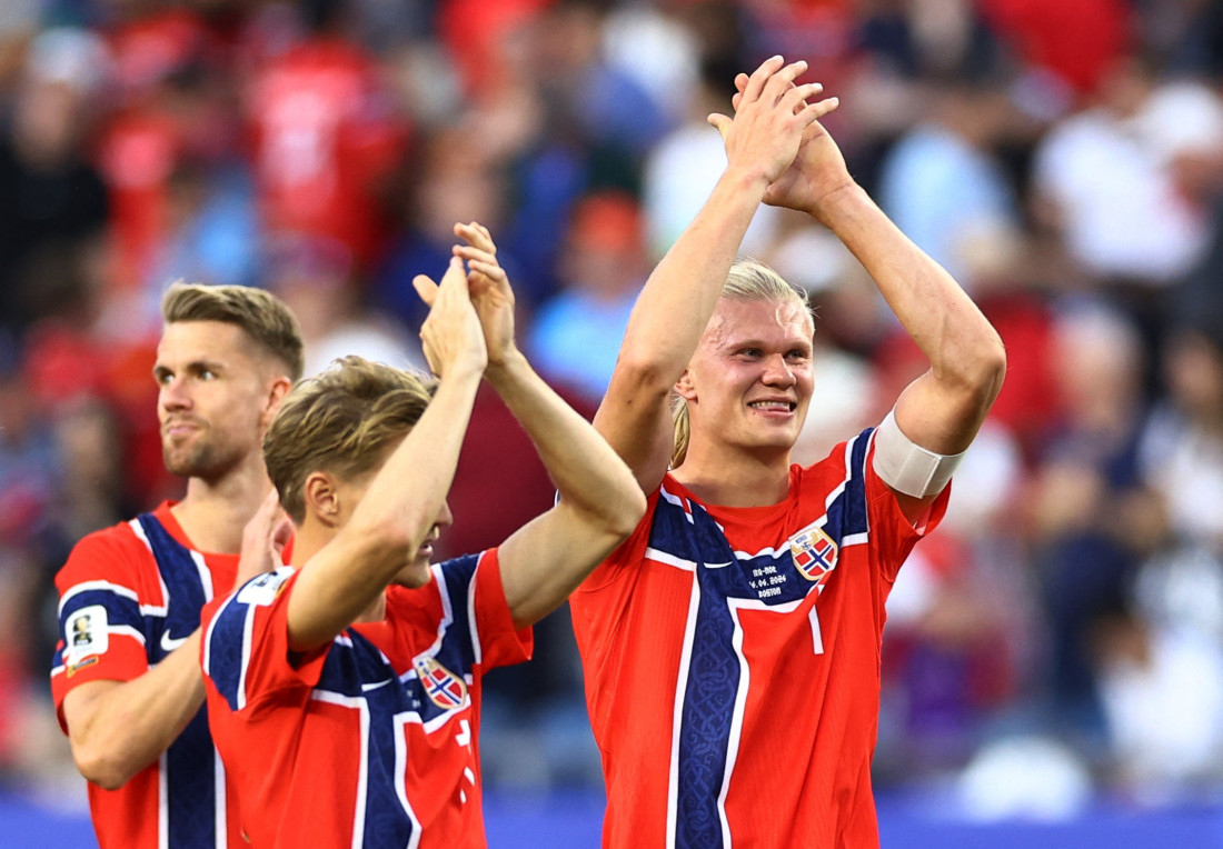 Šou Erlinga Holanda: Upalio mašinu i sa dva gola vodio Norvešku protiv ...